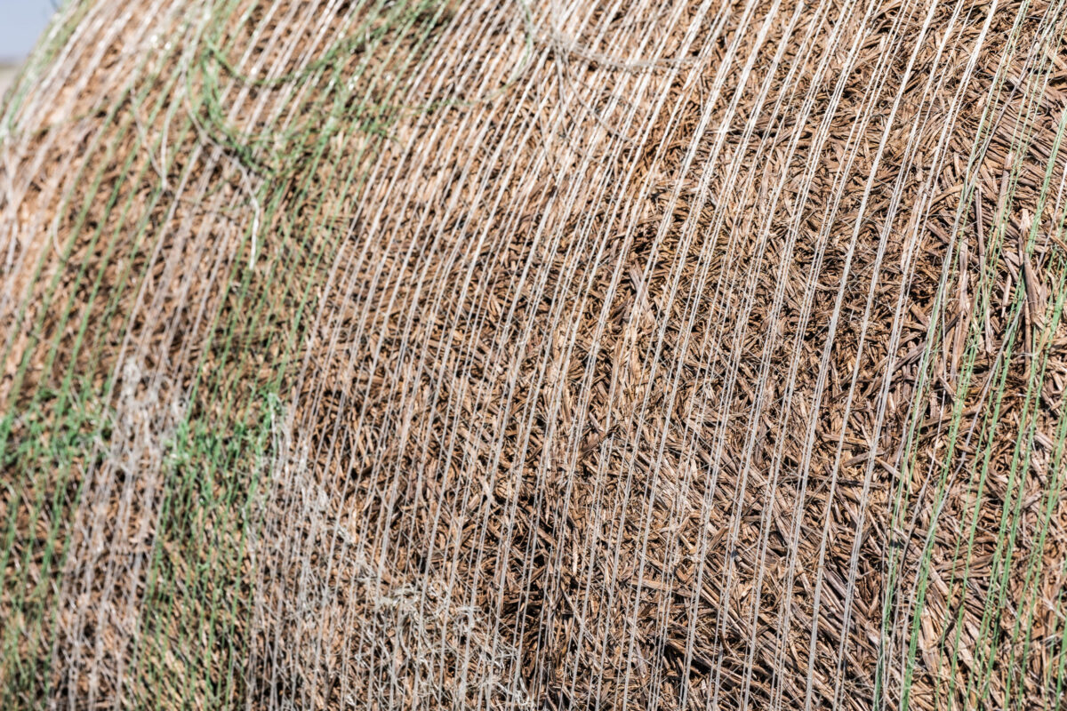 Hay Bale Netting Problems Ranchers Face | 4AG Manufacturing